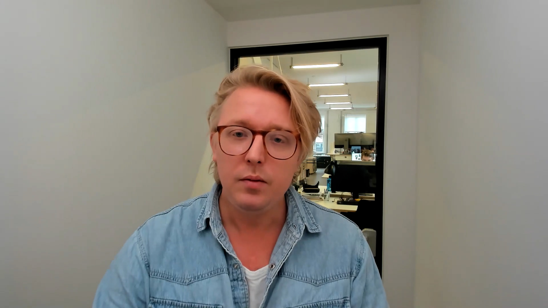 Sinus Lynge and Camilla van Deurs on Communities