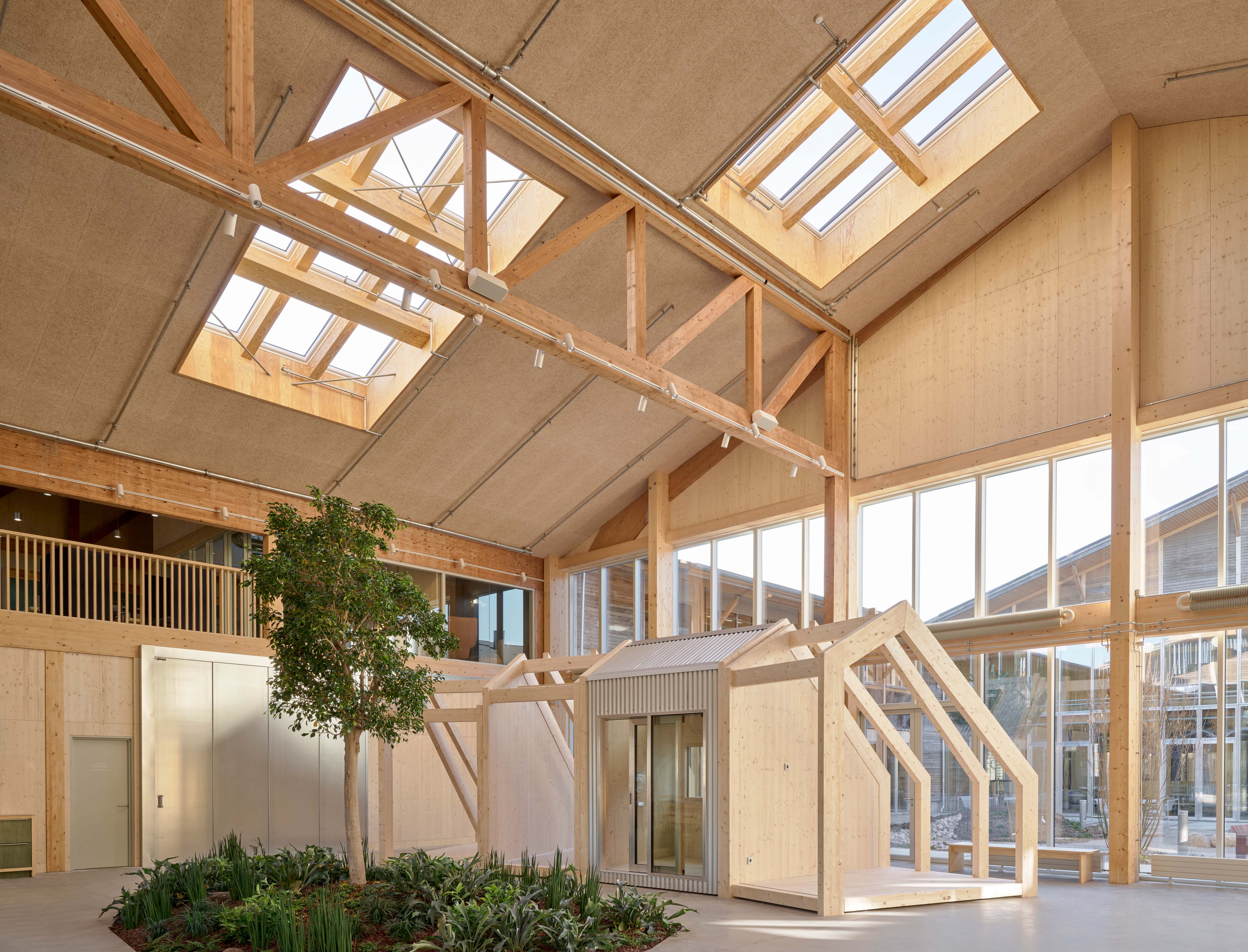 LKR Innovation House